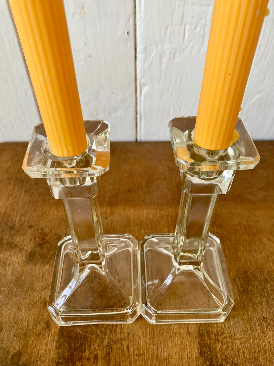An elegant pair of clear pressed glass candlesticks – The Vintage Pieces