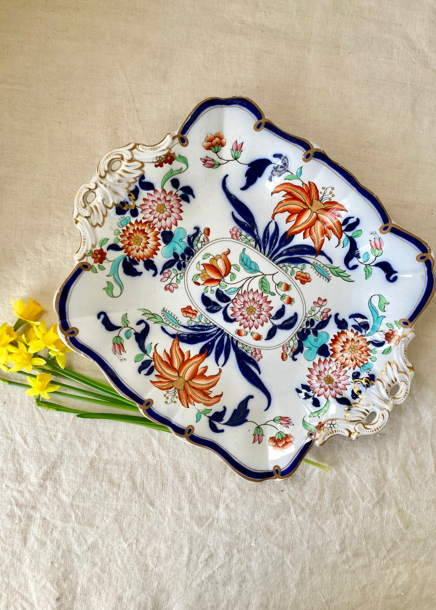 Antique square dahlia and chrysanthemum plate – The Vintage Pieces